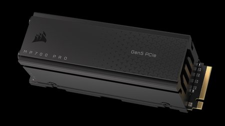 CORSAIR MP700 PRO vs MP700 | CORSAIR:EXPLORER